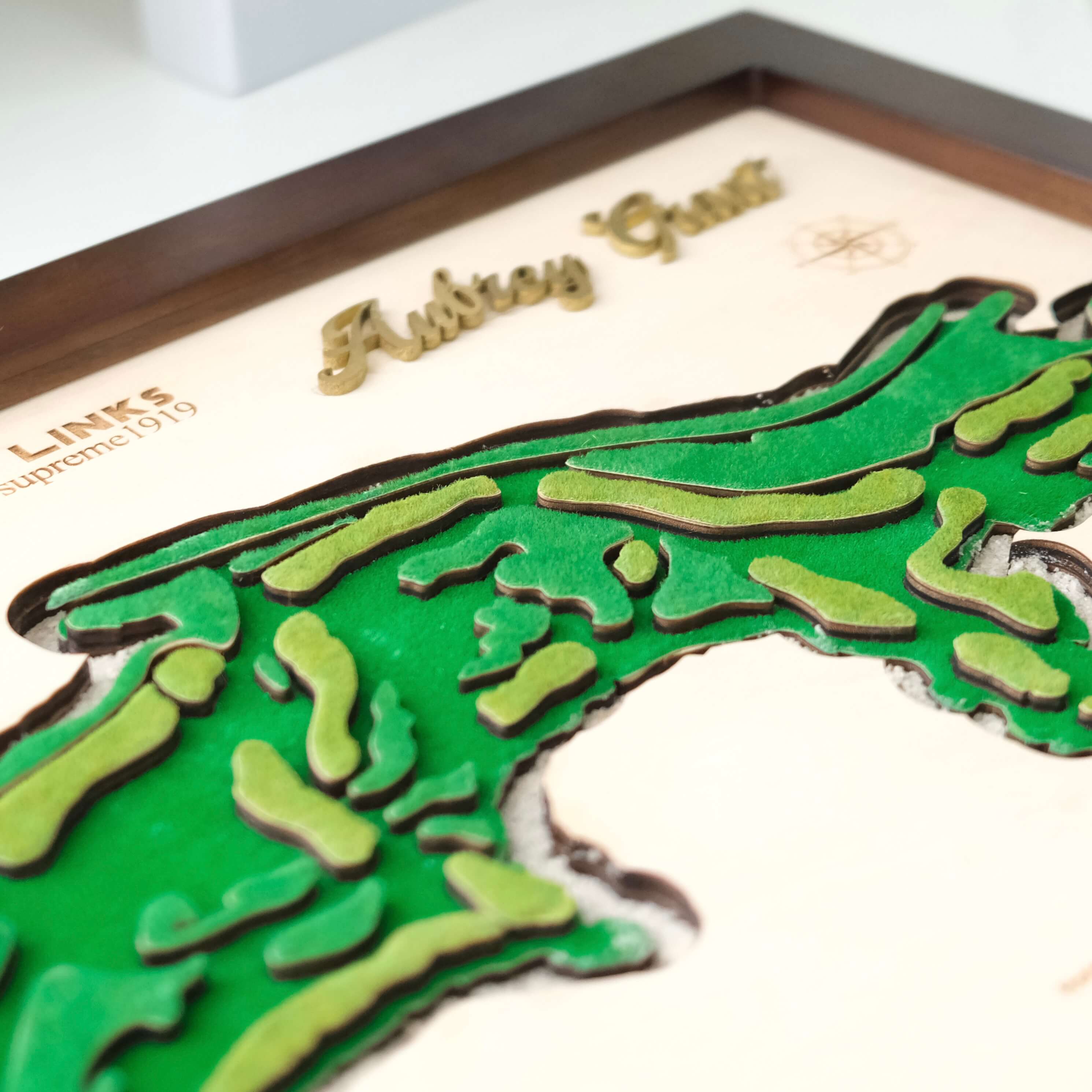 Handreamy Wooden Maps | Custom Lake & Golf Course Maps